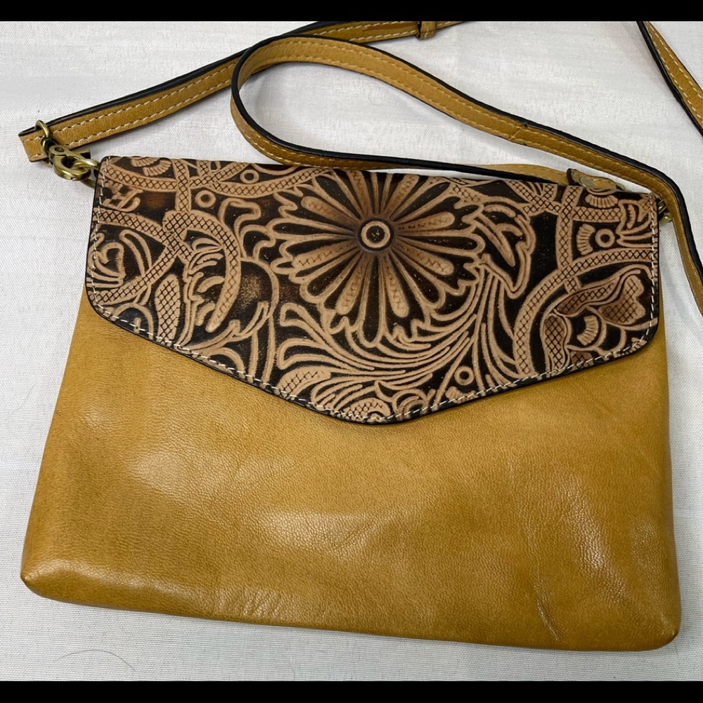 Firenze Bella Tooled Leather Crossbody Bag. - Gem